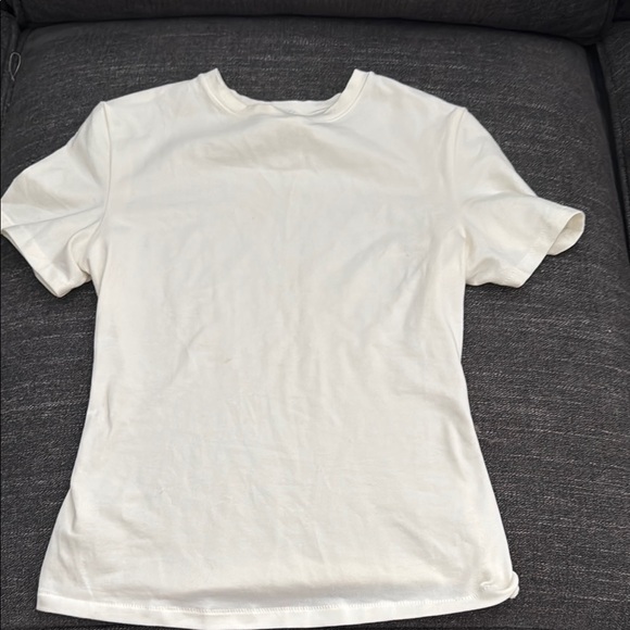 SKIMS | Tops | Skims White Short Sleeve Tee | Poshmark